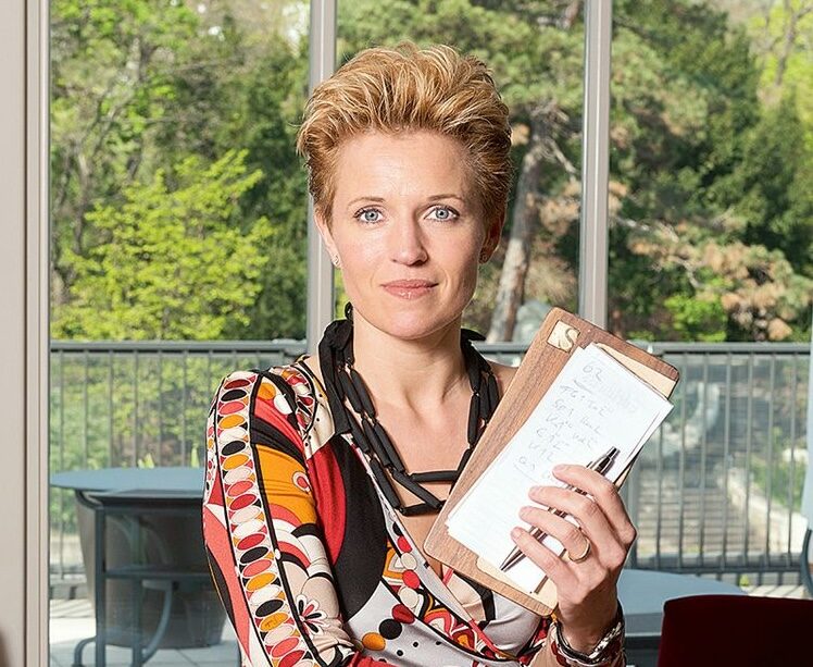 VOICES by Marianne Heiss